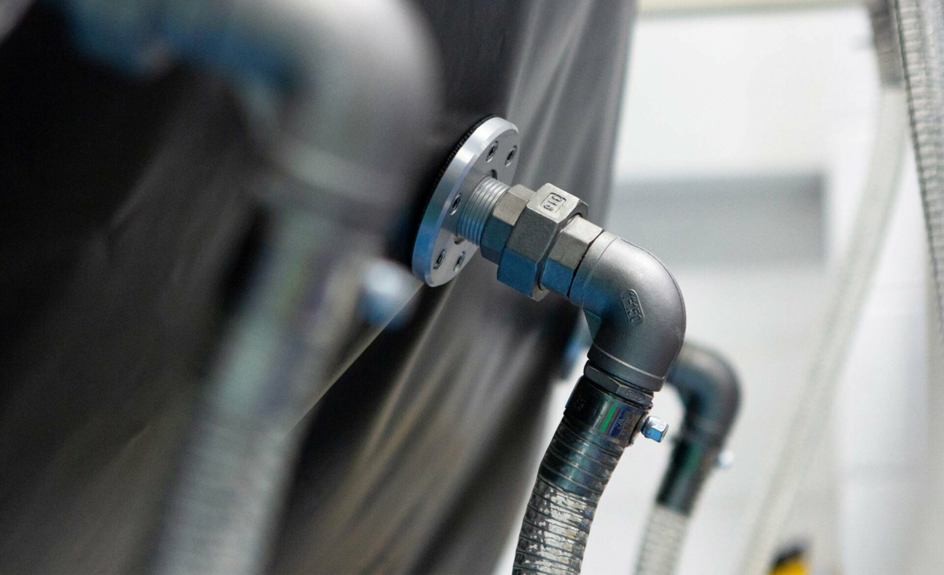 VES | Vacuum Engineering Services | Helium leak test solutions